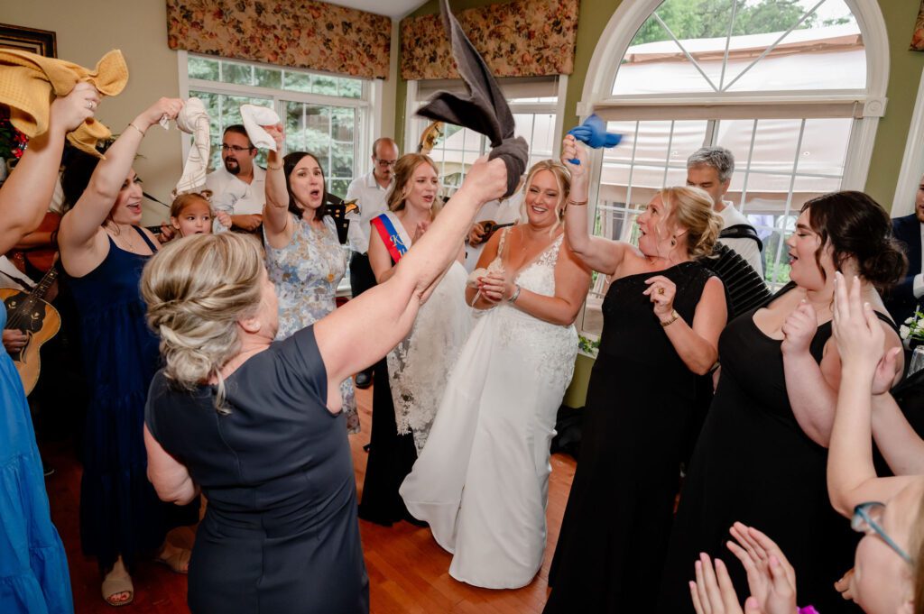 Odyssey Country Club Wedding: Victoria & James Sarah Nader Photography